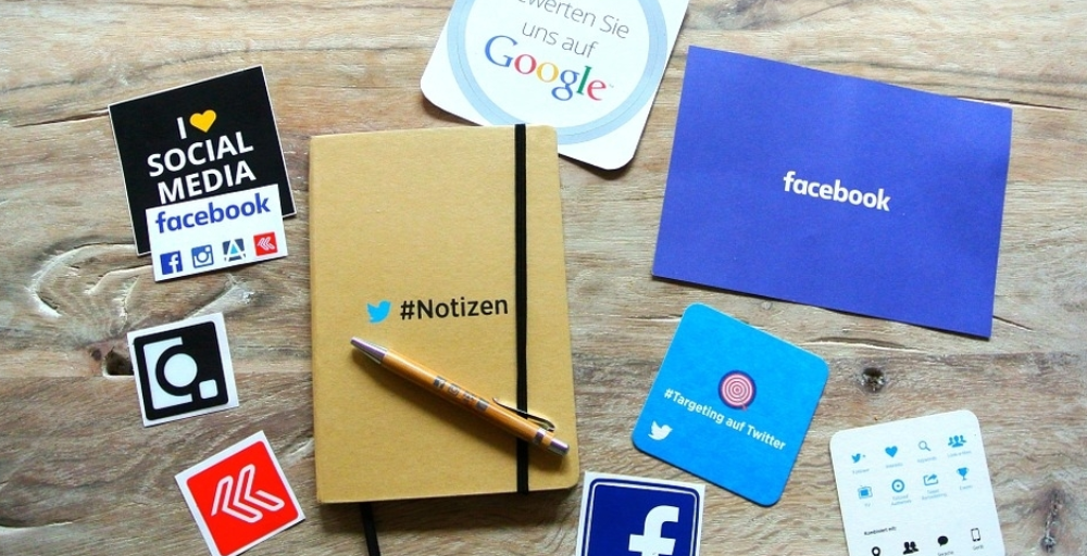 Organization of Posts in Social Media — a Necessary Task for Image ...