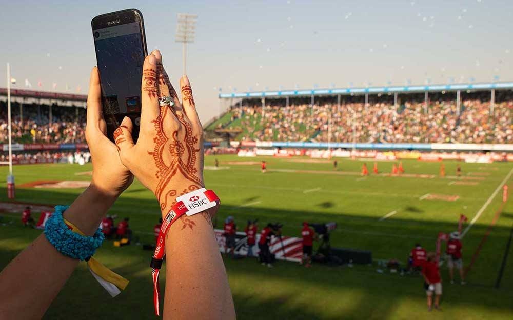 What Does The In-Stadium Experience For Football Fans Look Like In ...