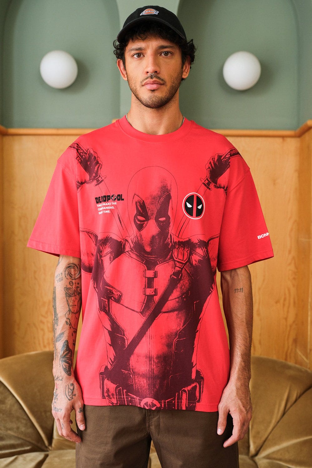 How To Style Oversized T-shirt: Deadpool Collection Edition | Medium