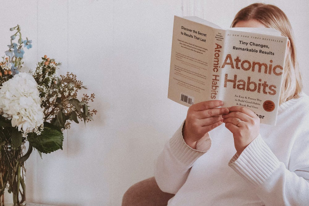 “Atomic Habits” for English. Here is a summary of the book “Atomic ...