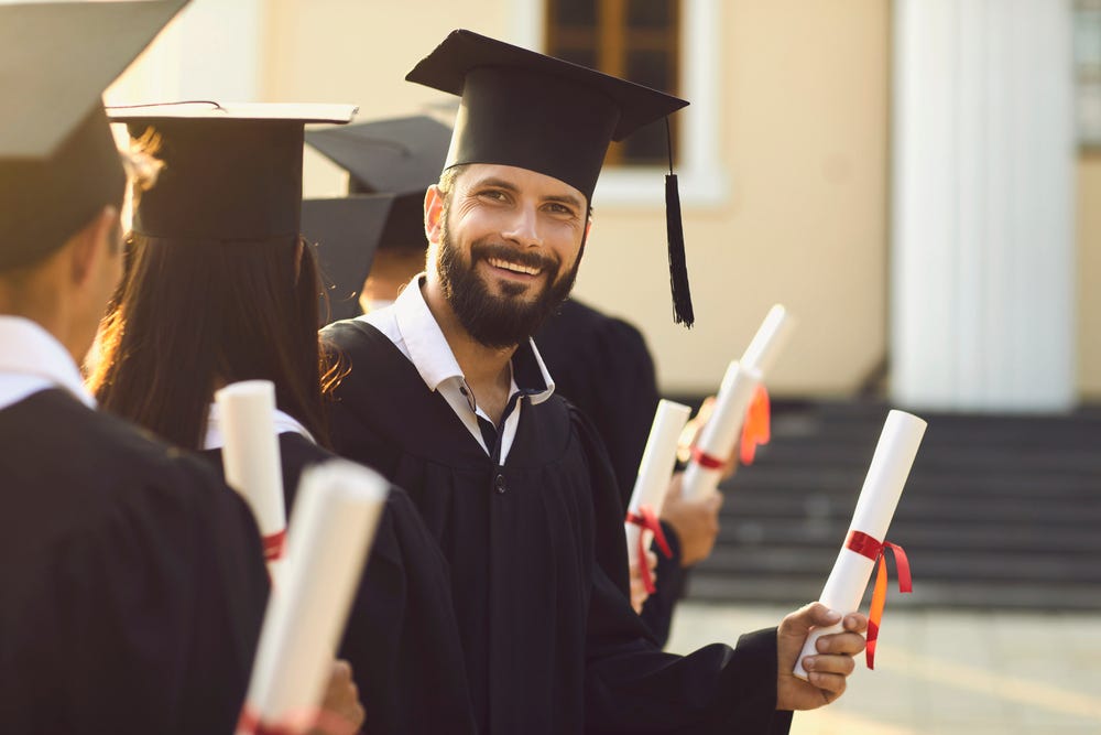 Benefits of Pursuing PhD in Pharmaceutical Sciences | by Sana Puri | Medium
