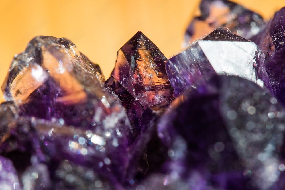 The Ultimate Guide to the Crystal Gift Box That You Need | by Present ...