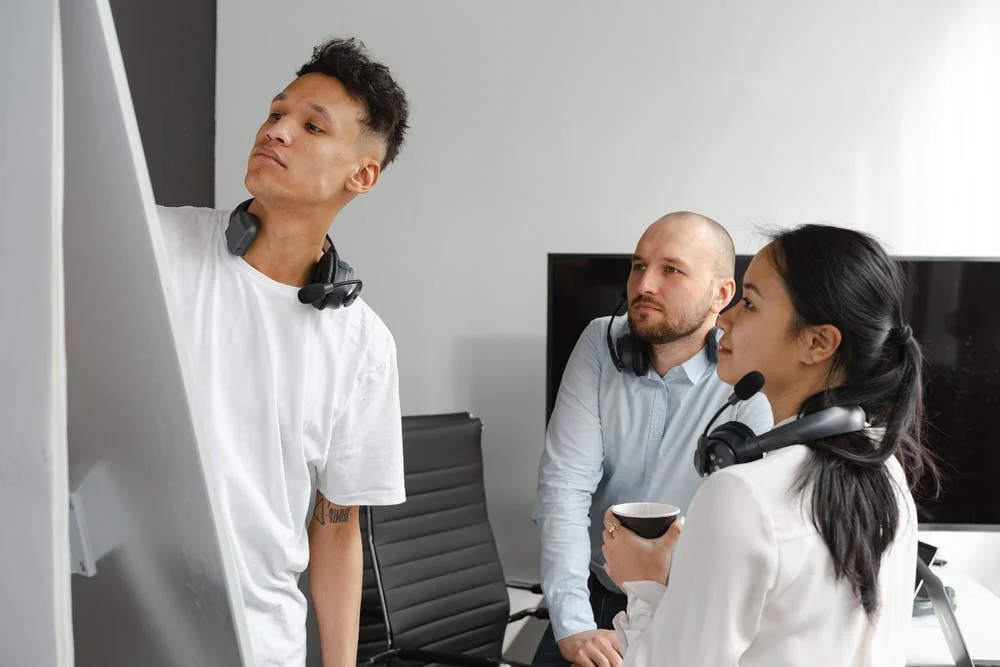 Magento 1 Vs Magento 2 — What Are The Superior Differences | by Marketing SmartOSC | Medium