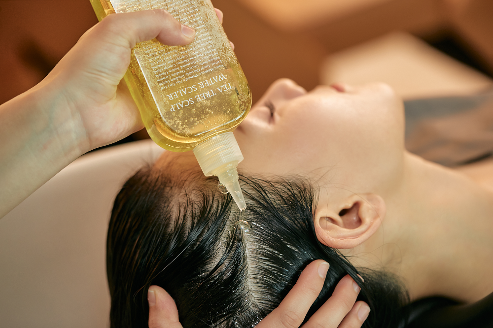 Changing the Scalp Care Scene: Tea Tree Scalp Water Scaler (Steambase ...