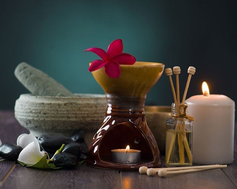 Perfume Candles vs. Traditional Candles: Which is Better ...