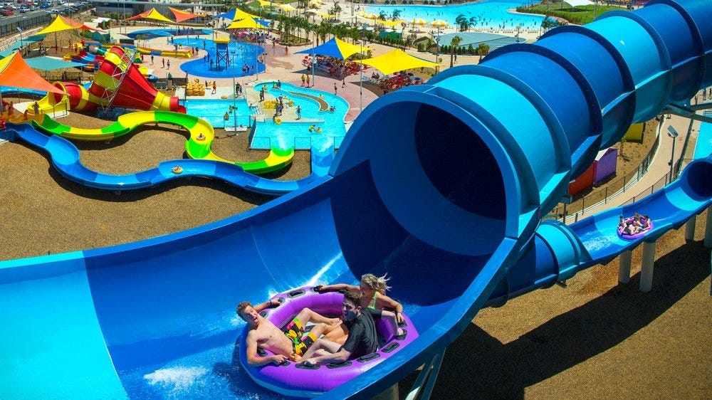 Liverpool’s Aquatic Escapes: Waterparks for Liverpool - Tripreviewhub ...