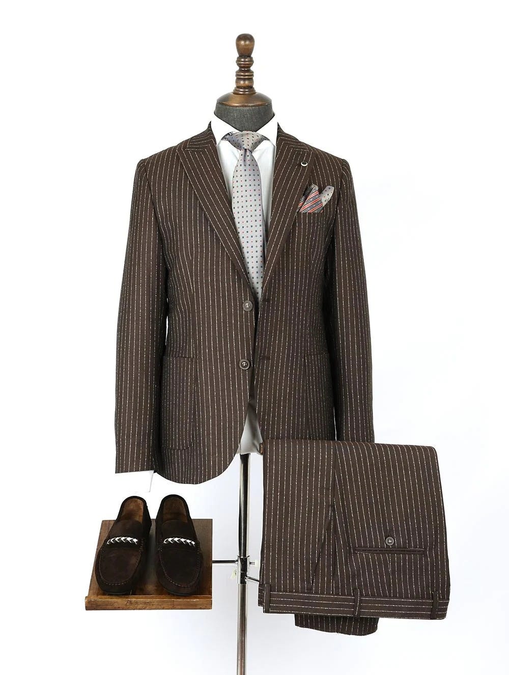 Elevate Your Style with D&D Clothing’s Exquisite Linen Suits for Men ...