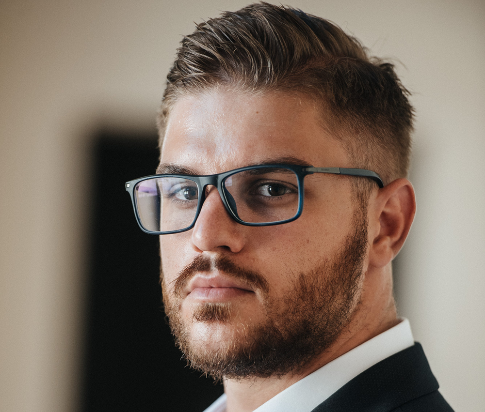 Discover the Perfect Blend of Comfort and Style: Lightweight Glasses ...