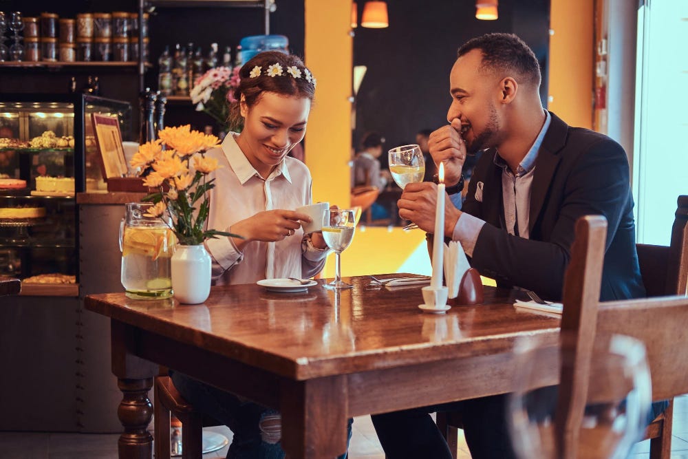 How We Judge People Before Getting To Know Them | Heart Affairs