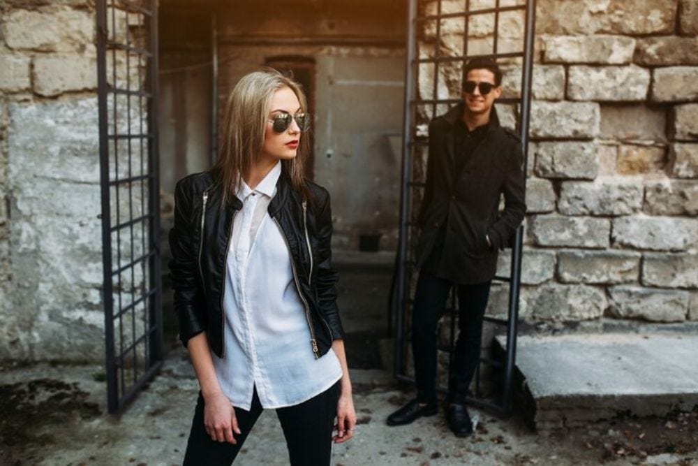 7 Tips Foto Prewedding Ala Mafia yang Outstanding dan Keren Abis! | by ...