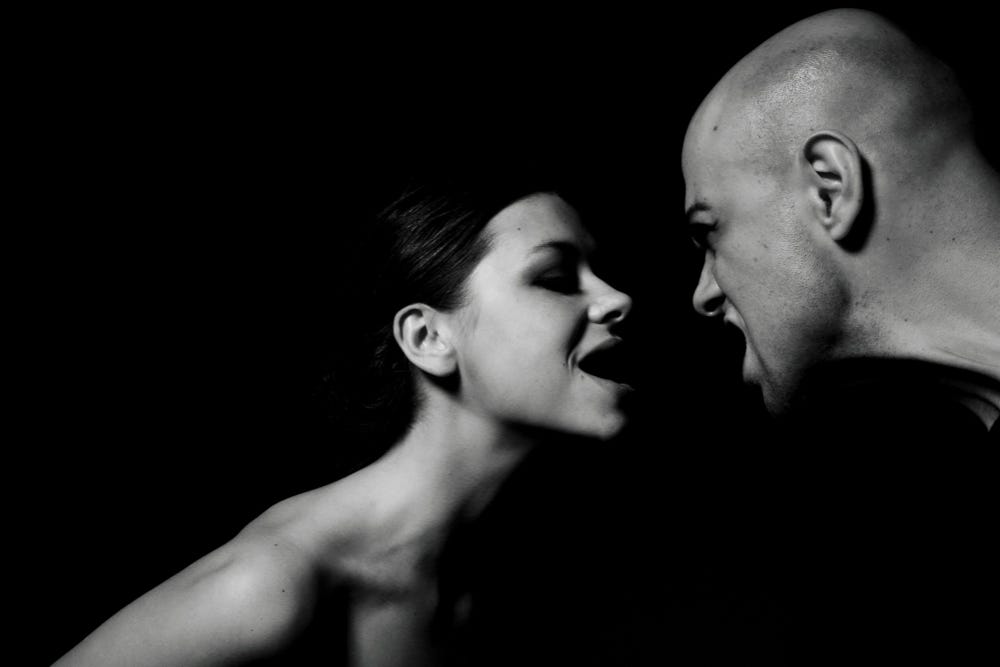 Longe de mim - Priscila Carla - Medium