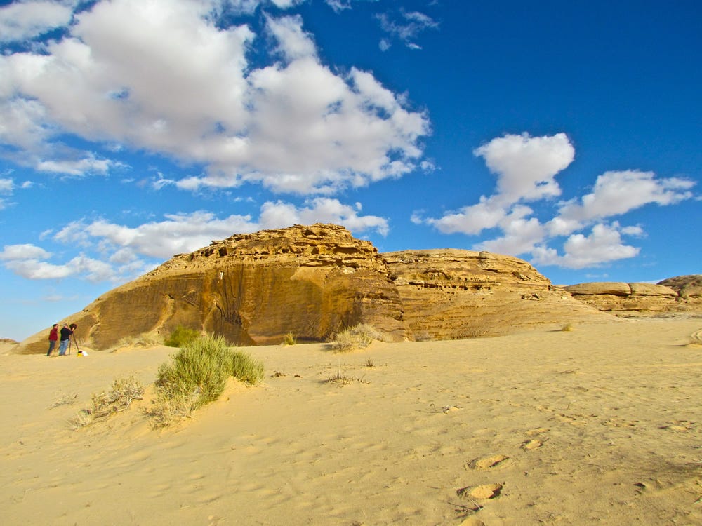 Al Naslaa Rock Formation Arabian Rock Heritage | by aroundde globe | Medium