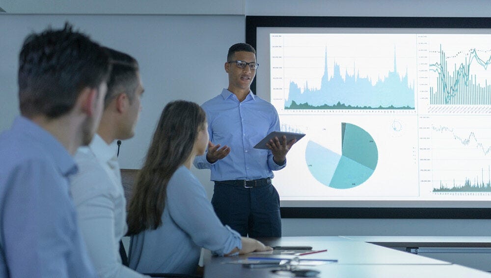 Presenting Your Data — Data Analyst | by Yash Vardhan Shukla | Medium