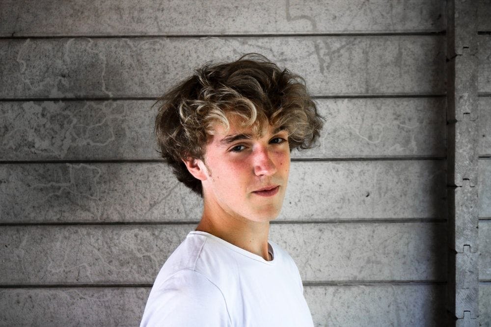 How To Rock A Messy Hair Look? Best Messy Hairstyles To Go For | by ...
