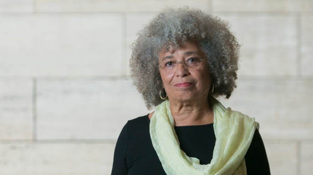GRIFO NOSSO: “A liberdade é uma luta constante”, Angela Davis | by Isadora Attab | grifapodcast ...