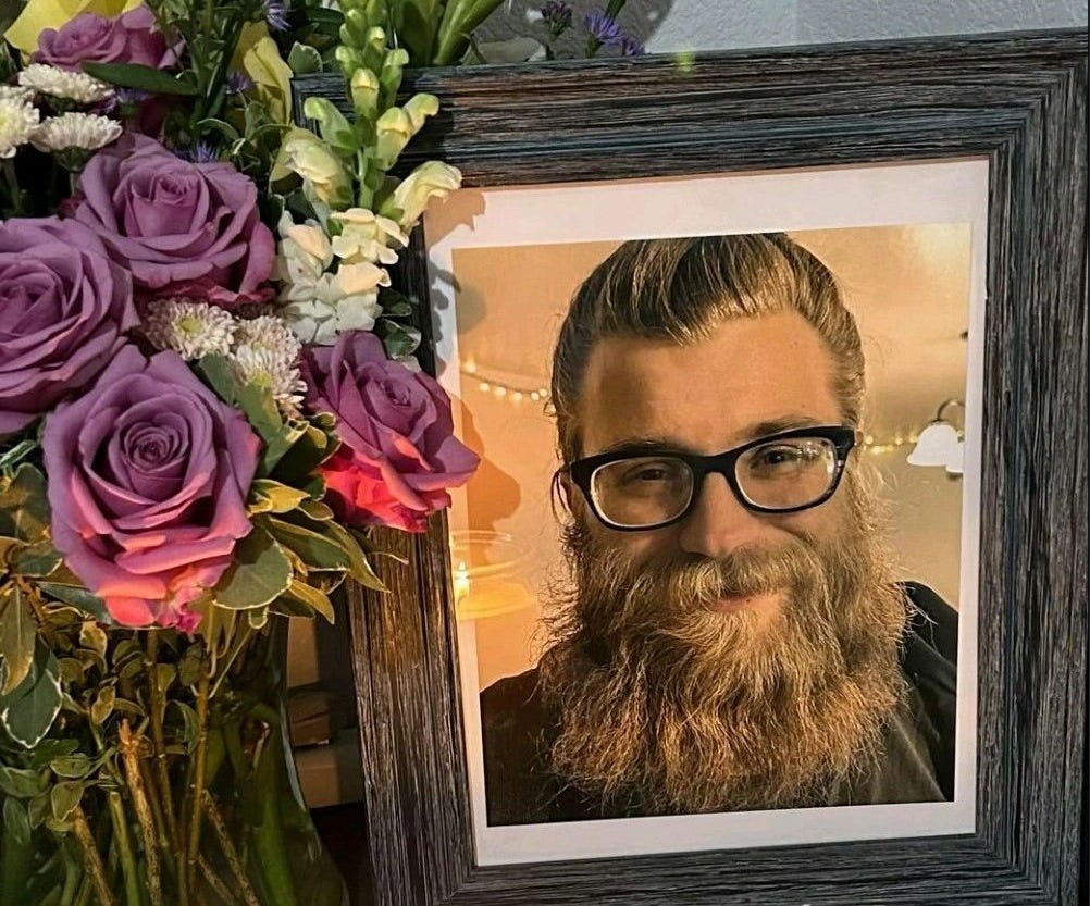 Grieving the Death of a LinkedIn Connection You Never Met | by Frank ...