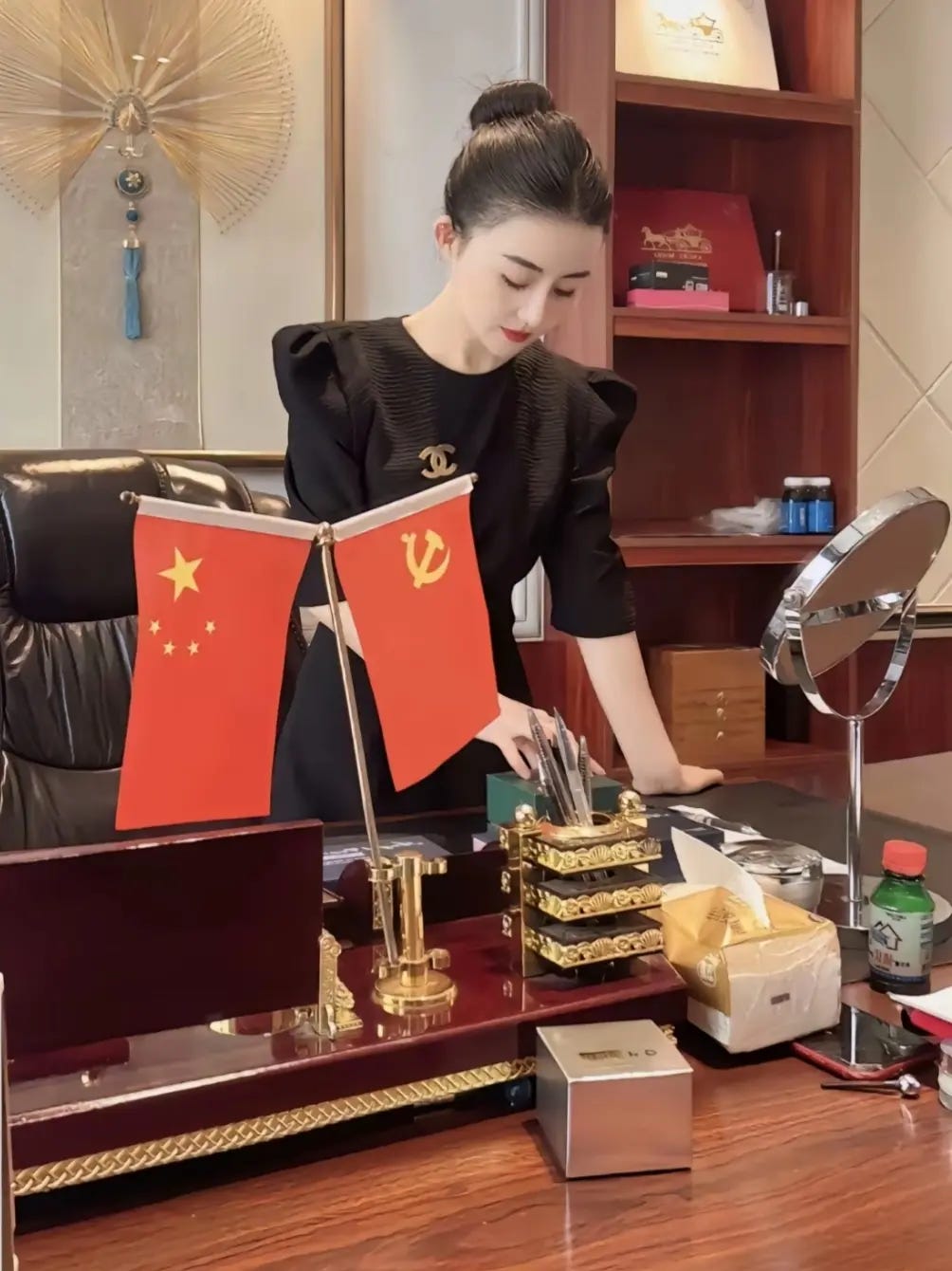 Decoding Male Attraction: A 5-Level Guide to Understanding His Feelings ...