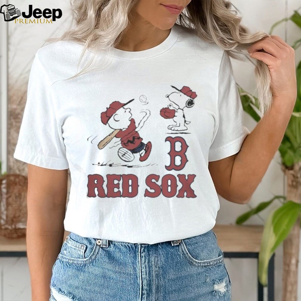 Peanuts Charlie Brown And Snoopy Playing Baseball Boston Red Sox T ...