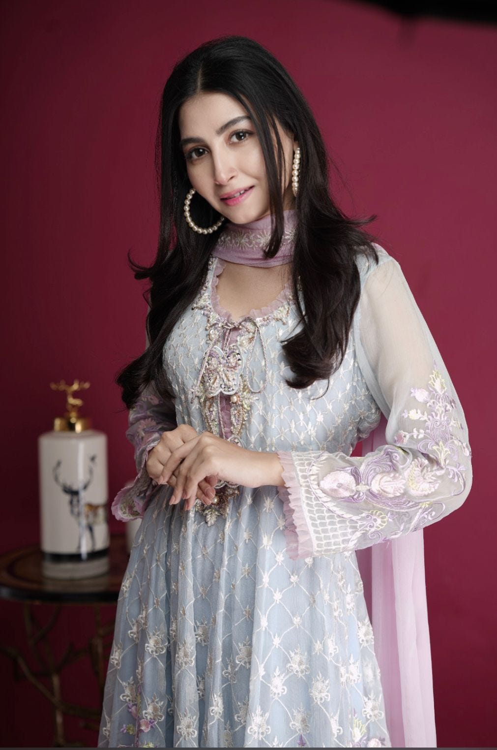 Female Singer - Alia Khaan - Medium