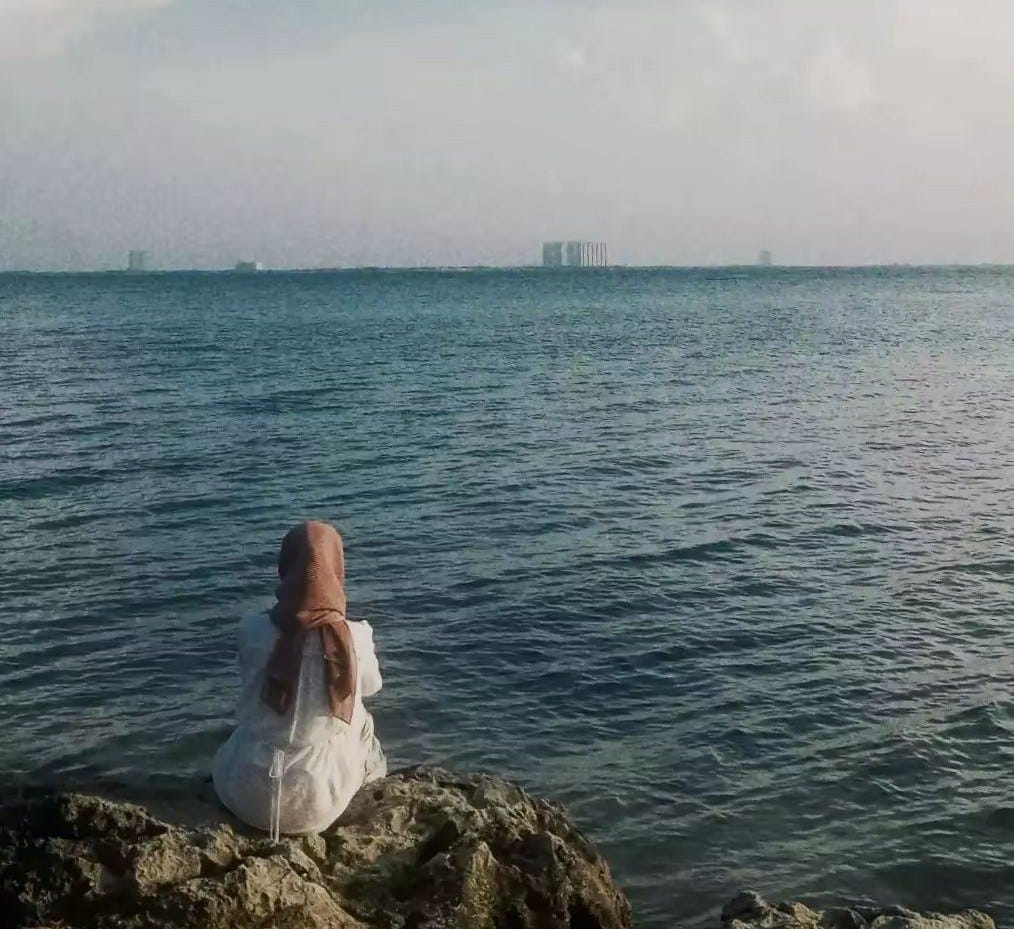 Senandika Laut. Disana, kulihat tubuhmu berlayar… | by Amanda Putri ...