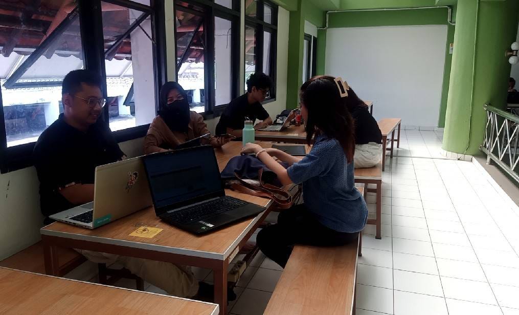 Pentingnya Kolaborasi dan Kepemimpinan dalam Proyek Pengembangan ...