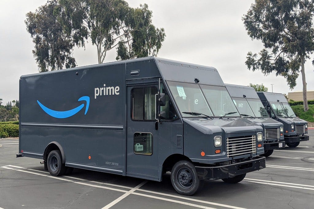 My must have things as an amazon delivery driver | by Matheustoe | Medium