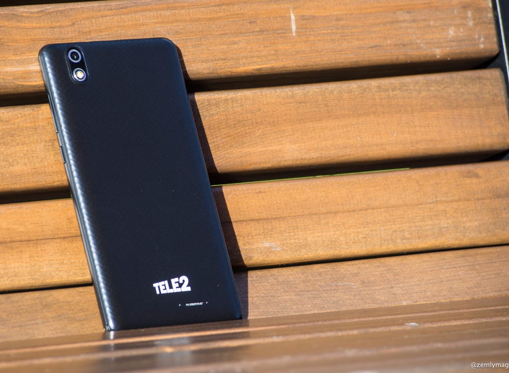 Обзор смартфона Tele2 Maxi Plus. Верный друг, пускай и черный | by Evgen | Medium