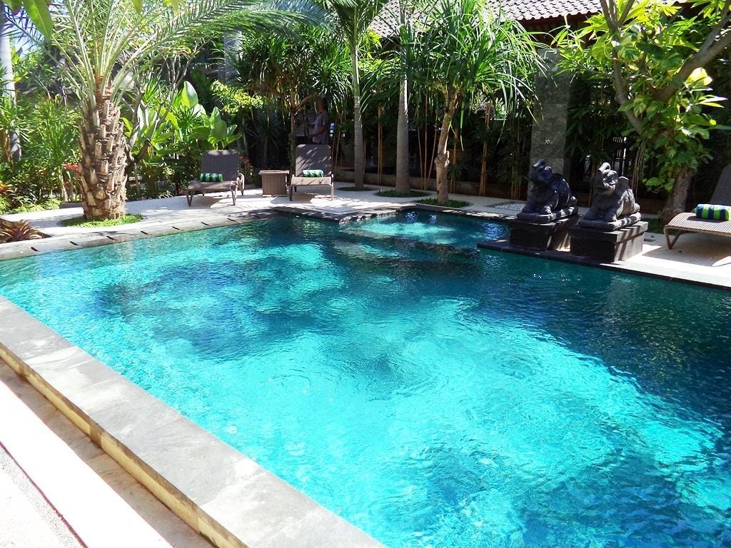 Review Alami Resort and Restaurant: Rekomendasi Hotel Dekat Pantai ...