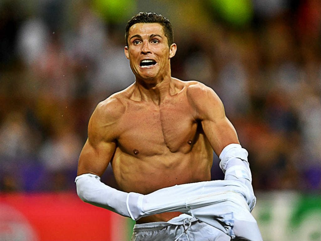 The 5 Best Footballers In History | by Digitalnitish | Medium