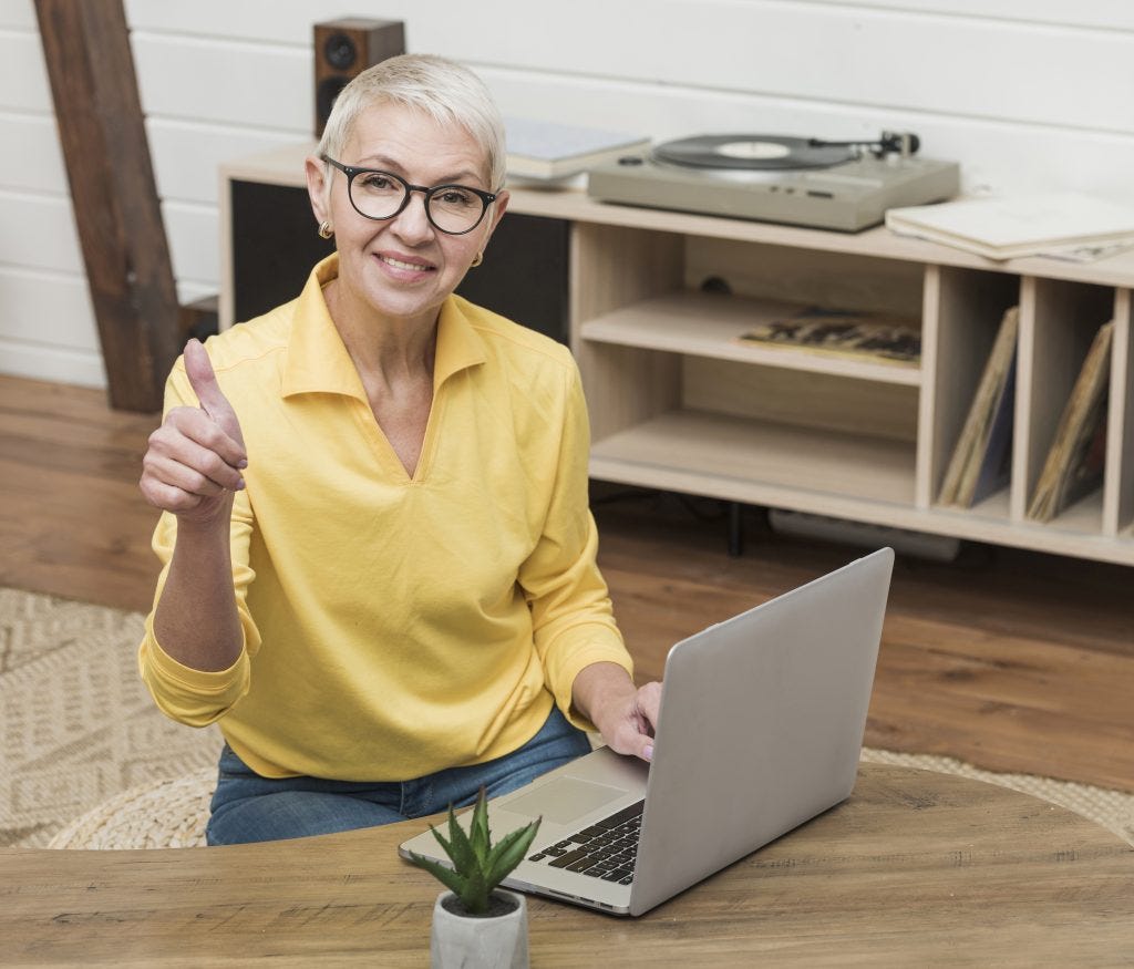 WHERE CAN SENIORS LEARN COMPUTER SKILLS? | by VR.Mighty | Medium