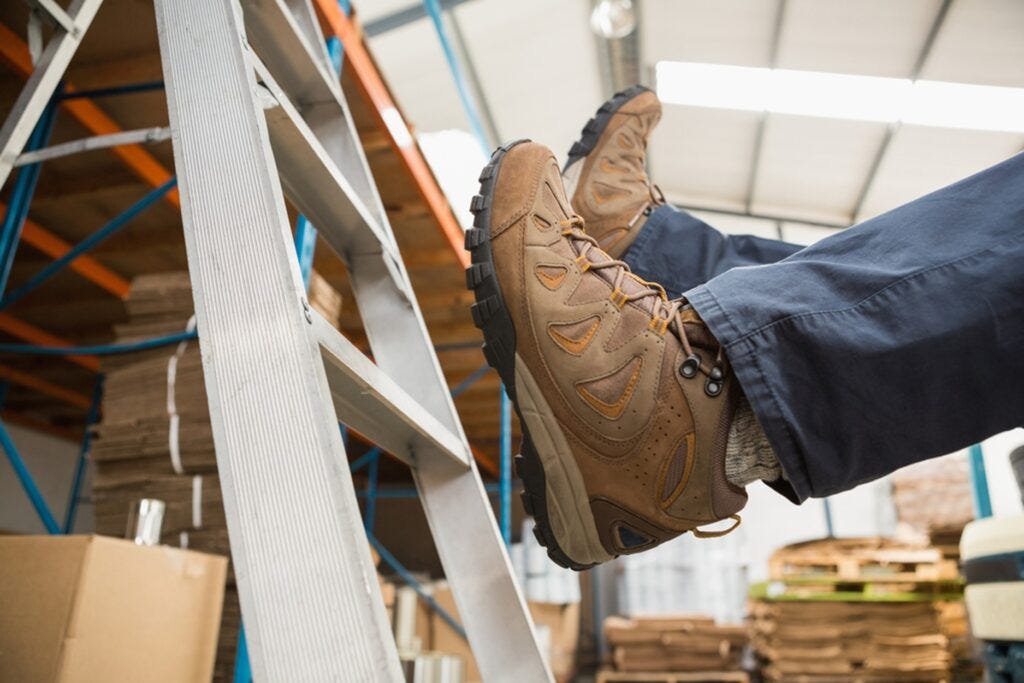 Ladder Safety — The 5ive Essentials | by Michael Huggett | Medium