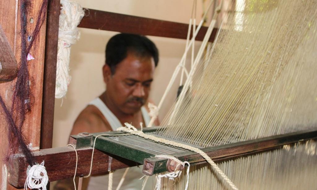 ONDC, SellerApp, Delhivery drive up sales for Kanjeevaram weavers ...