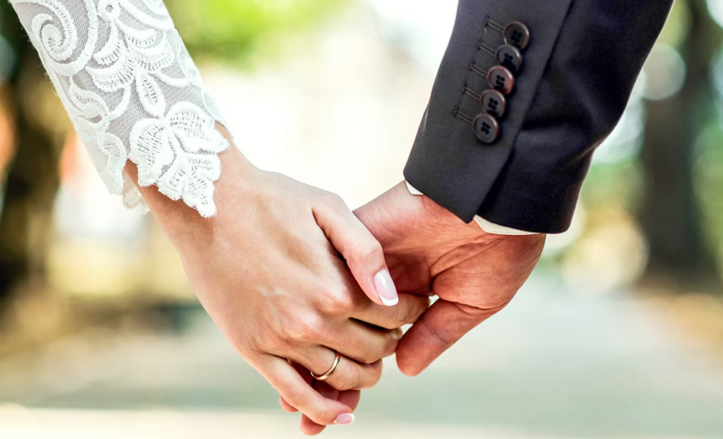 How Can you Fix a Broken Marriage: 7 Provent Steps | by Berenguerka ...