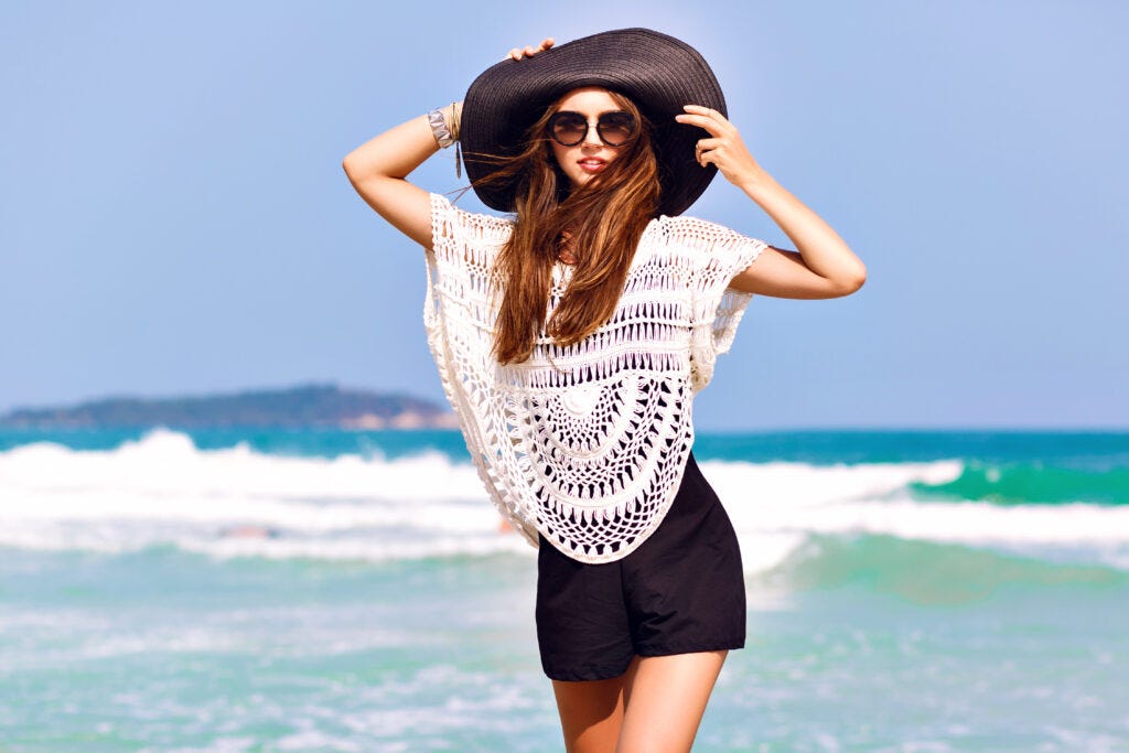 Beach Fashion Trends: Your Ultimate Guide to Coastal Chic — Shells ...