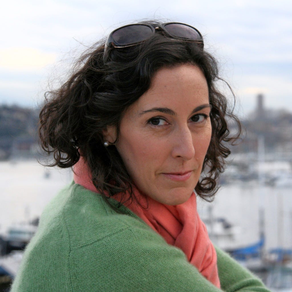 Lisa Light's Instagram, Twitter & Facebook on IDCrawl