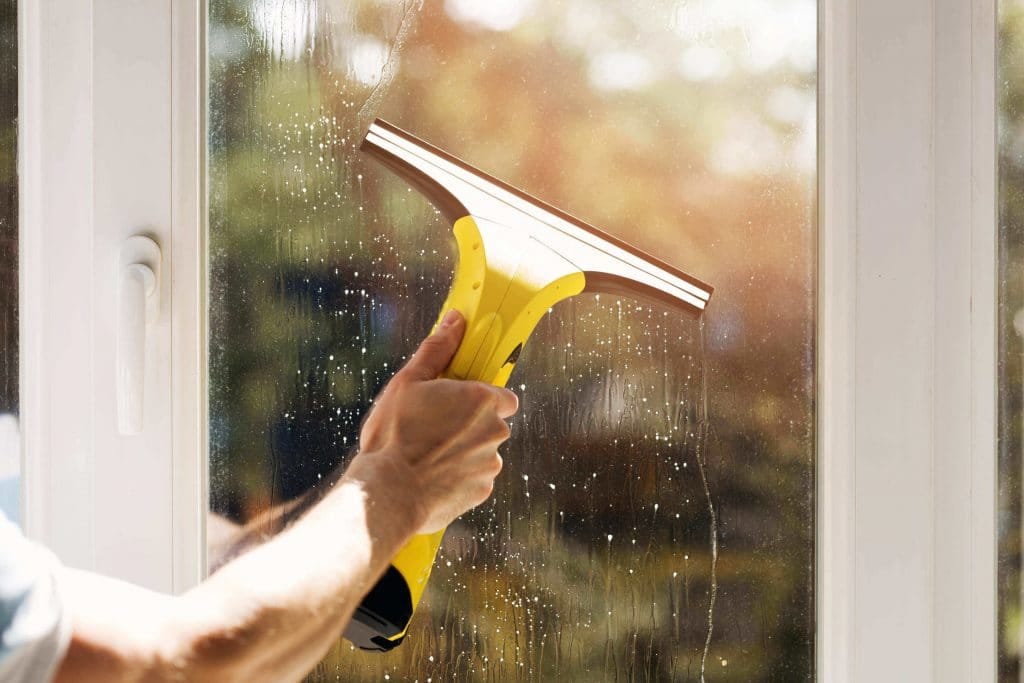 Crystal Clear: A Comprehensive Guide to Cleaning Your Home Windows Like ...