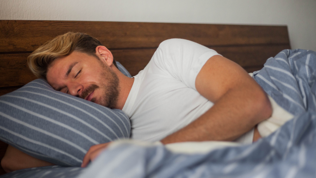 Sleep: “The Overlooked Factor in Weight Loss!” | by Zach Lightstein | Medium