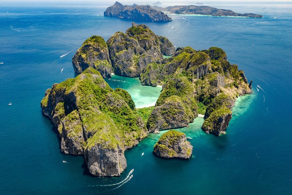 What countries to travel to in March? | by Mald Island | Jul, 2023 | Medium
