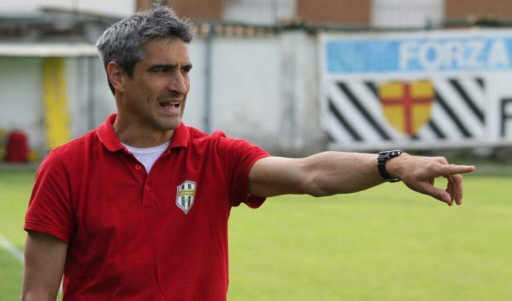 La doppia anima di Pierpaolo Curti, ex calciatore pittore | by Giulia ...