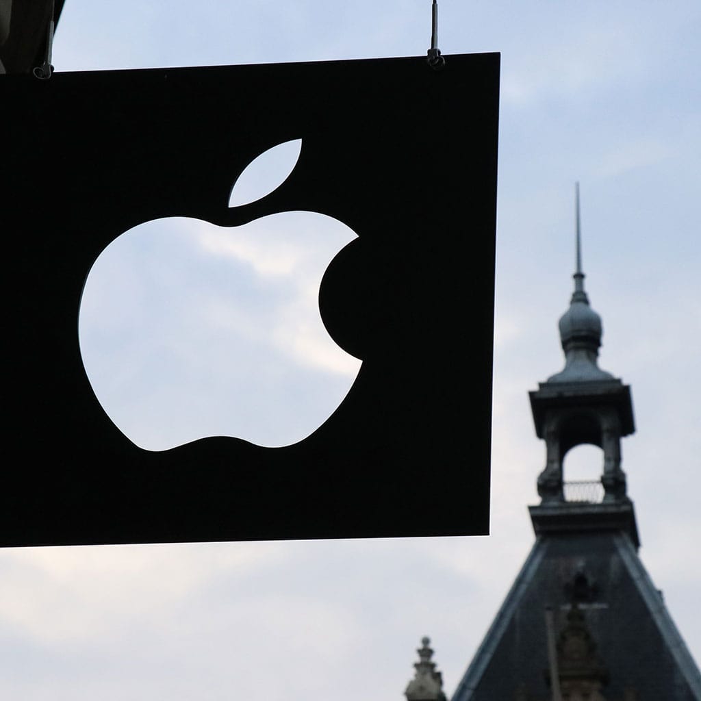 How did Steve Jobs raise the money to start Apple? | by Easy Mac Specs ...