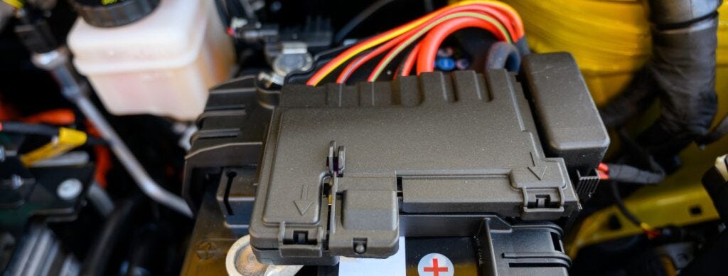 10 Signs Of A Bad Car Battery - Carnewsworld - Medium