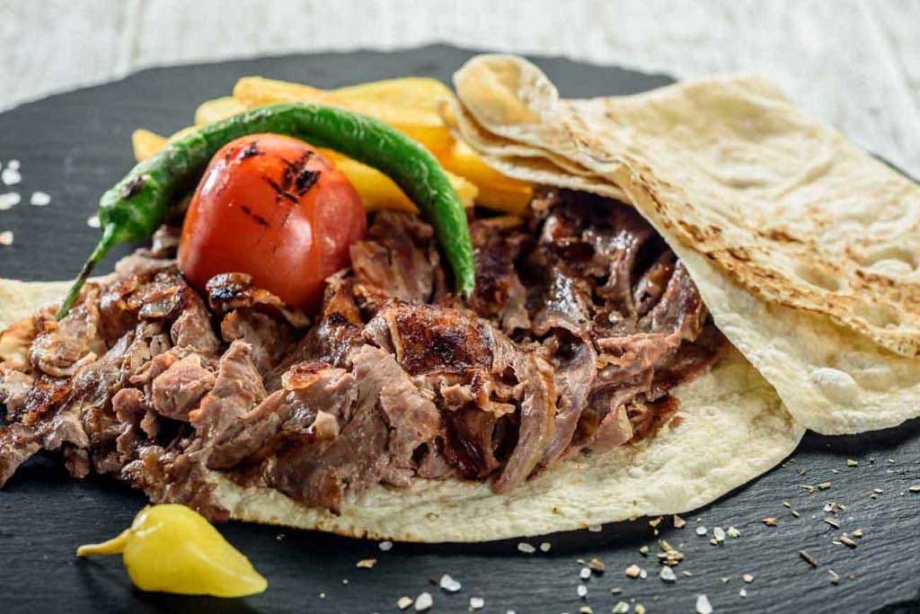 The Legendary Taste: Yaprak Döner (Leaf Doner) | by Being a Tourist in ...