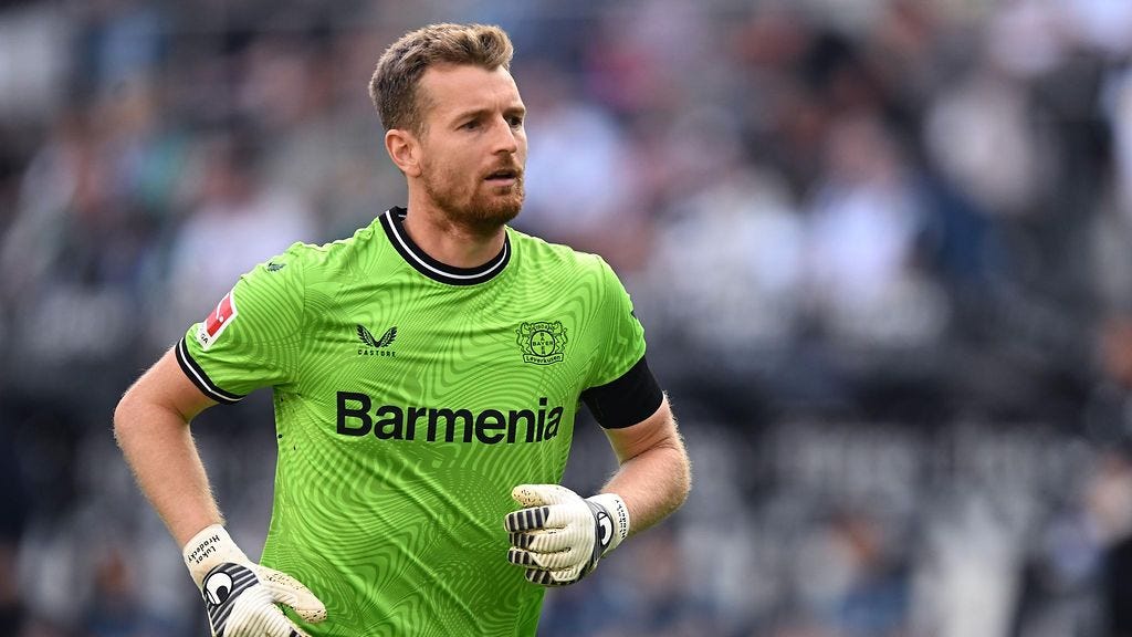 Bundesliga’s Goalkeeper Extraordinaire: Lukas Hradecky Boasts the ...