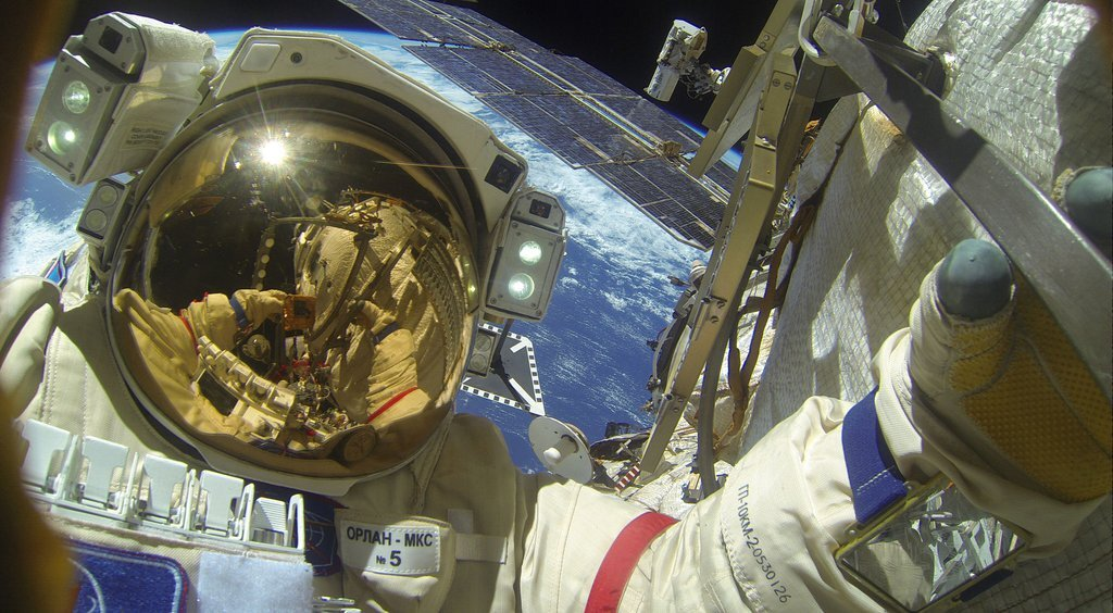 Why do metals weld together on their own in space? | by Space | Medium