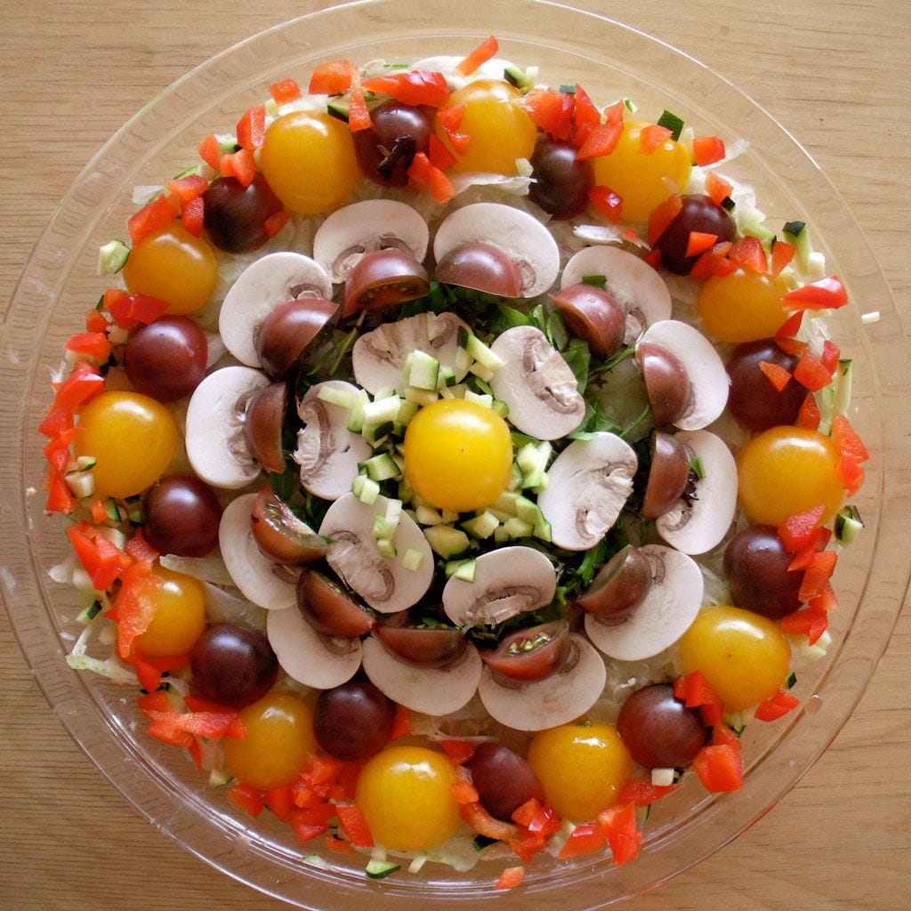 Friday food: mandala salad pie. On a hot summer day, this raw vegan ...