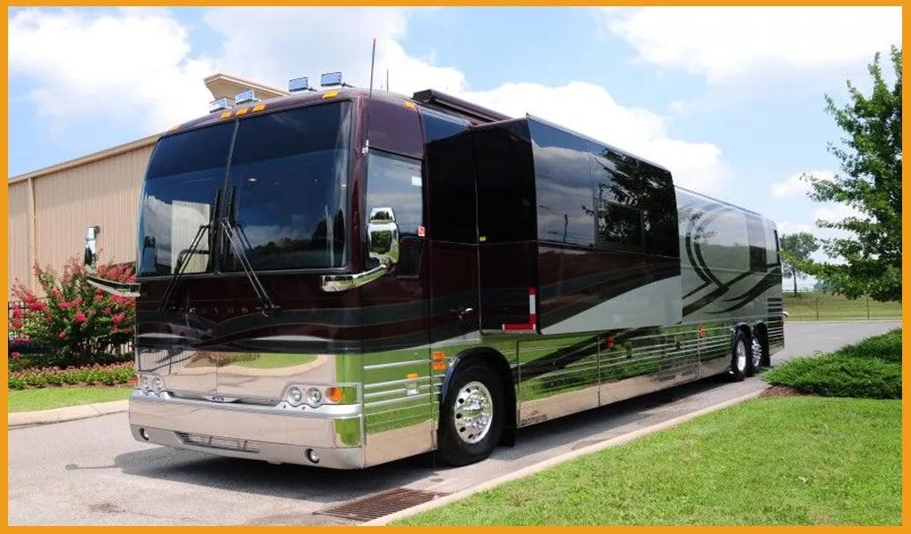 Road Dreamers: Why Sleeper Buses are the New Travel Trend | by ...