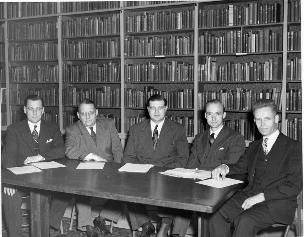Colocando o branco como testemunha desde os anos 1940 (Jacob Alan Cook ...