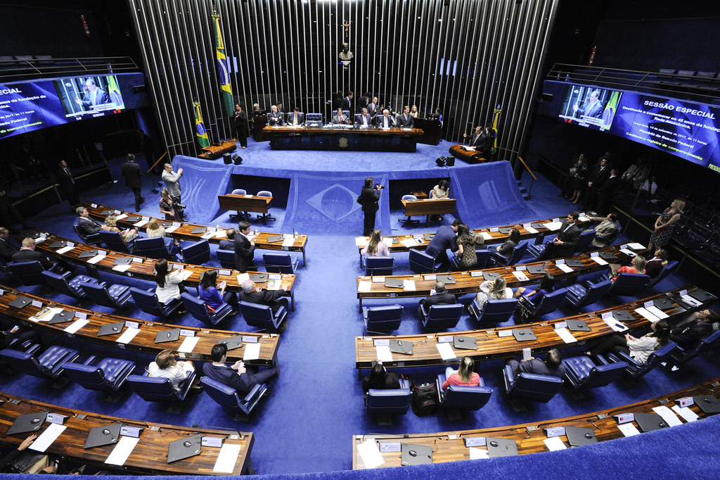 PL 2630: a batalha da informação. O Projeto de Lei (PL) 2630, mais ...