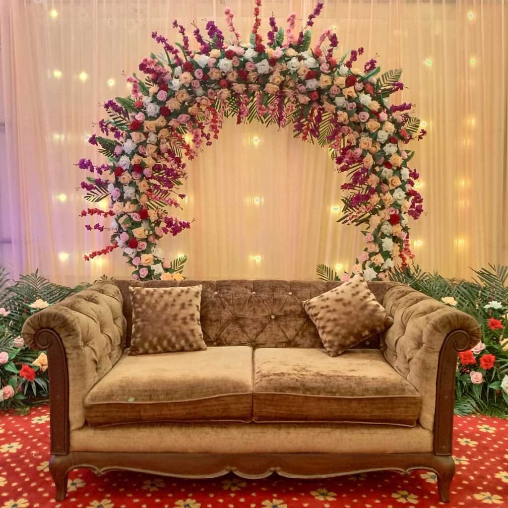 How to Choose the Perfect Wedding Decorations for Your Venue | by ...