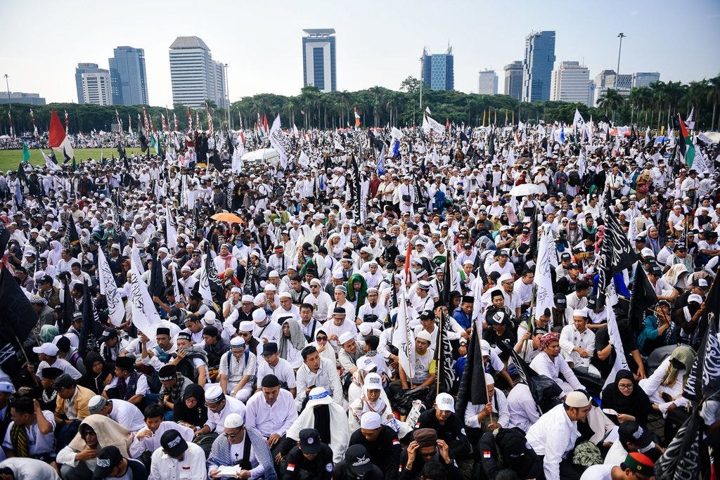 Islam: Stagnasi atau Sekularisasi? | by gi.ramadhan | Medium